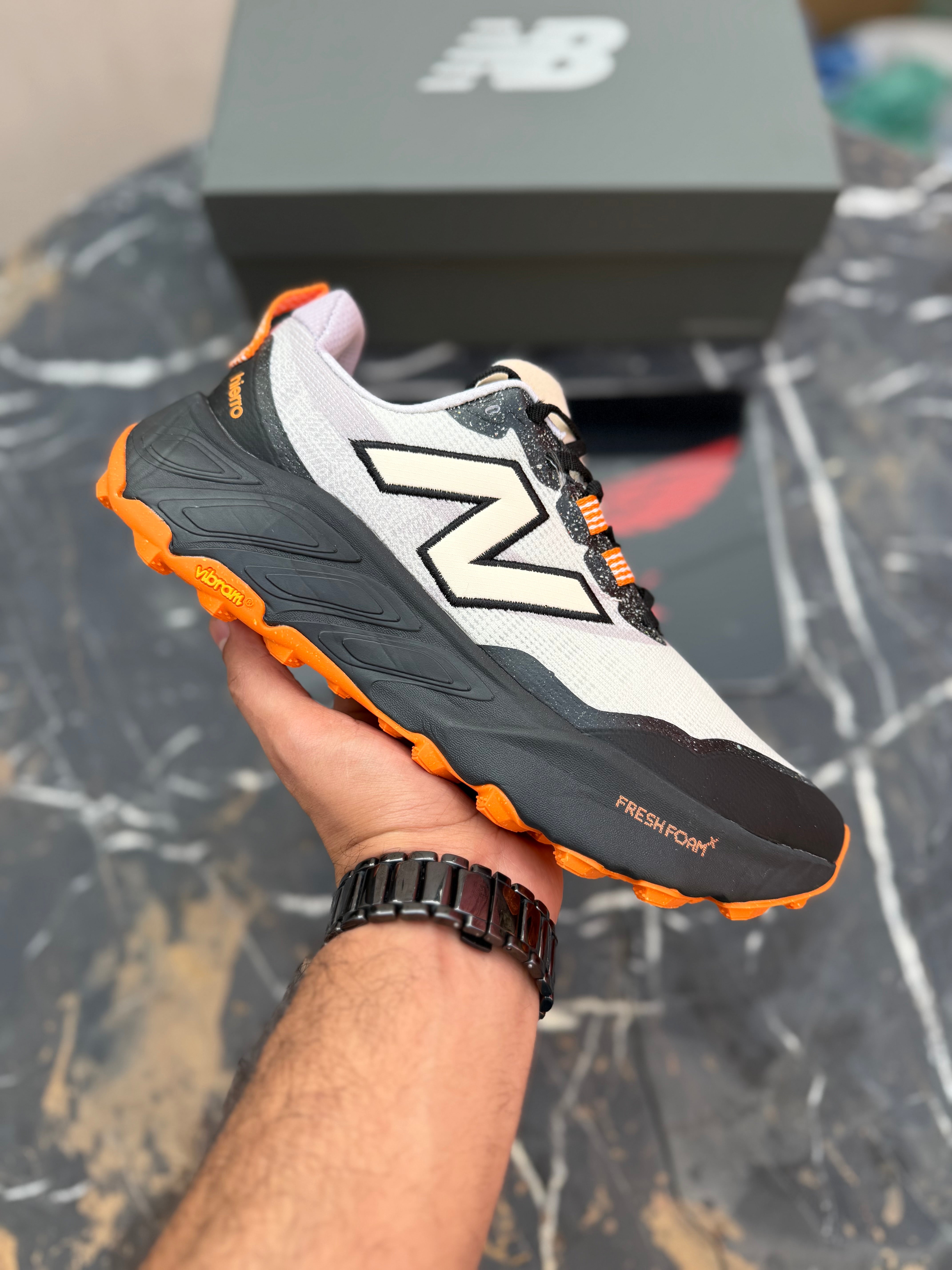 NB Fresh Foam X Hierro Trail V9 Angora Black – Shooz.pk